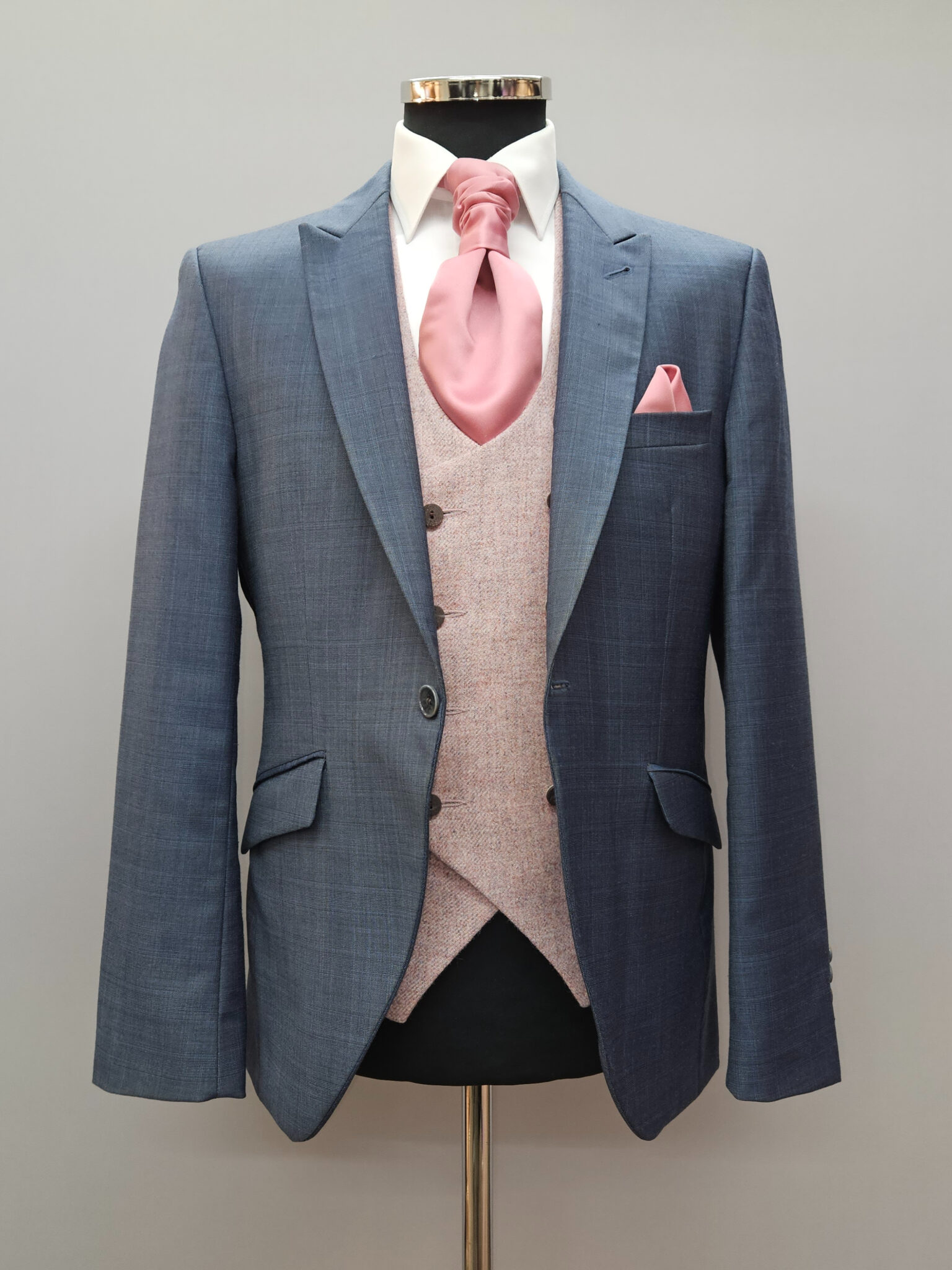 Lounge Suits - Kevin Paul, Hirewear